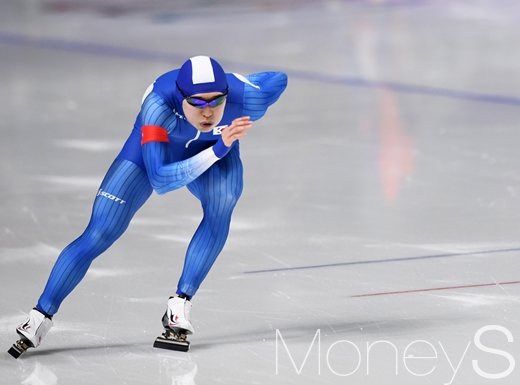김태윤 스피드 1000m 동메달… '칠전팔기' 끝에 쾌거 - 머니S