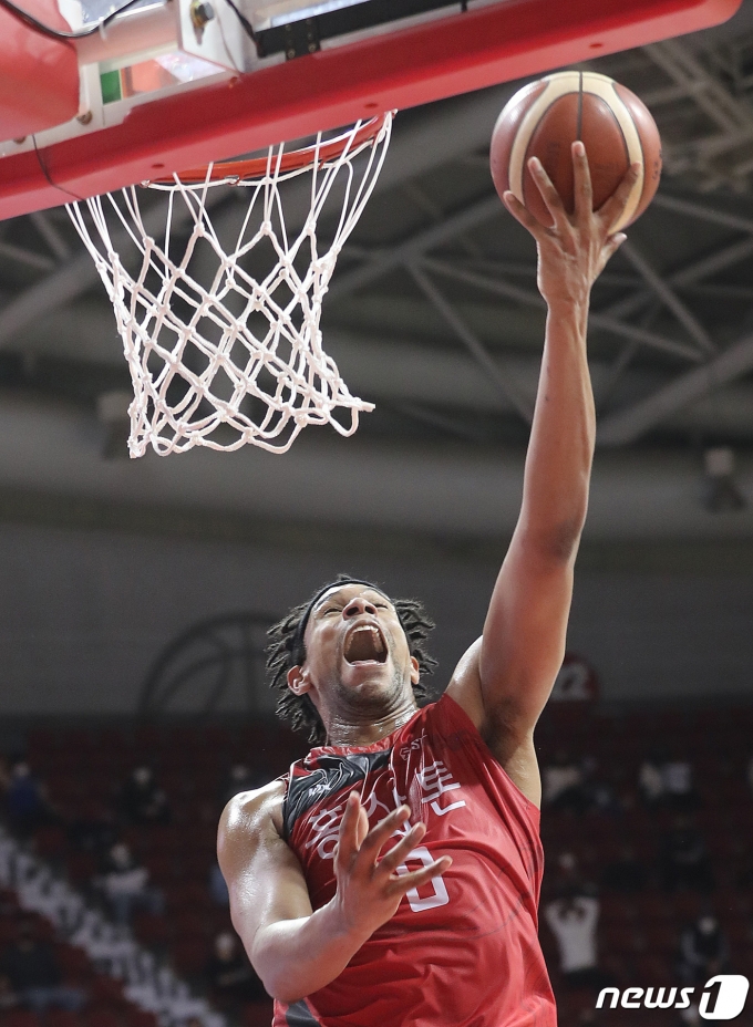 KGC인삼공사, 6강 PO확정…전자랜드·KT도 PS행 굳히기(종합) - 머니S