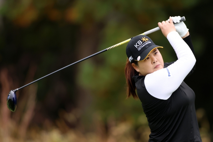 박인비, LPGA KIA 클래식 첫 우승 노린다… 3R 5타 차 단독 선두 - 머니S