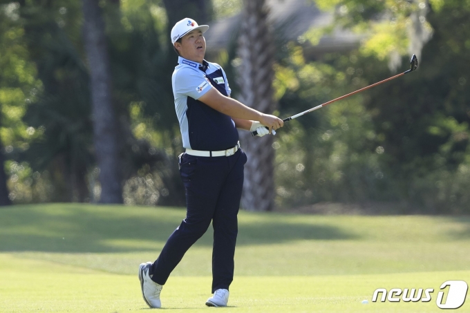 '2타 줄인' 임성재, PGA RBC 헤리티지 3R 공동 4위 유지(종합) - 머니S