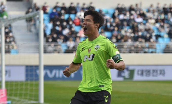 '전북 해결사' 홍정호… K리그1 37R MVP 선정 - 머니S