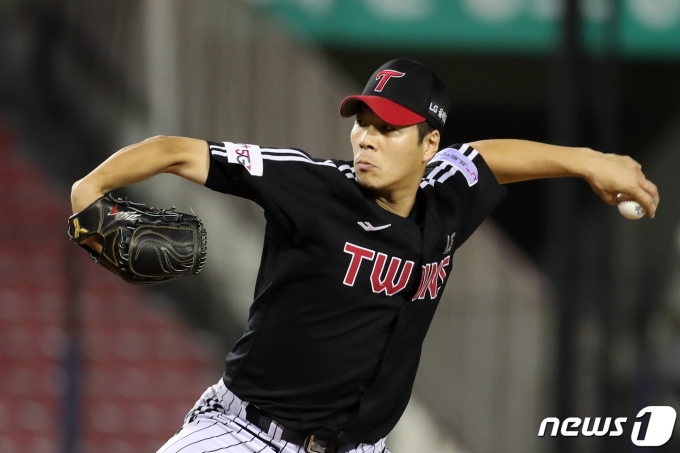 KIA, 'FA 박동원 보상선수'로 좌완 불펜 투수 김대유 지명 - 머니S