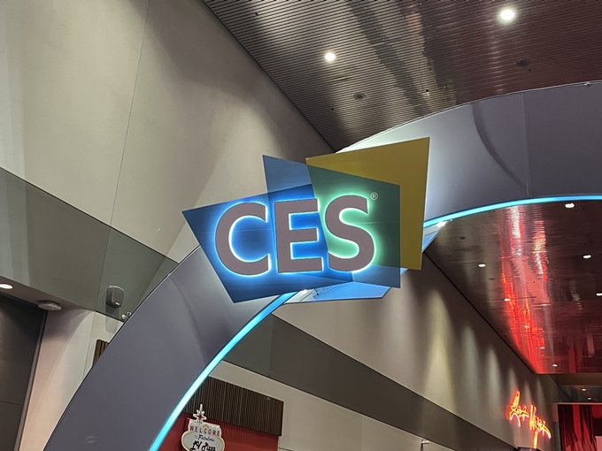 [CES 2023] LGD, 신기술 '메타' 적용 3세대 OLED TV 패널 공개 - 머니S