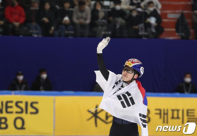 쇼트트랙 박지원, 남자 1000m도 우승…세계선수권 2관왕(종합) - 머니S