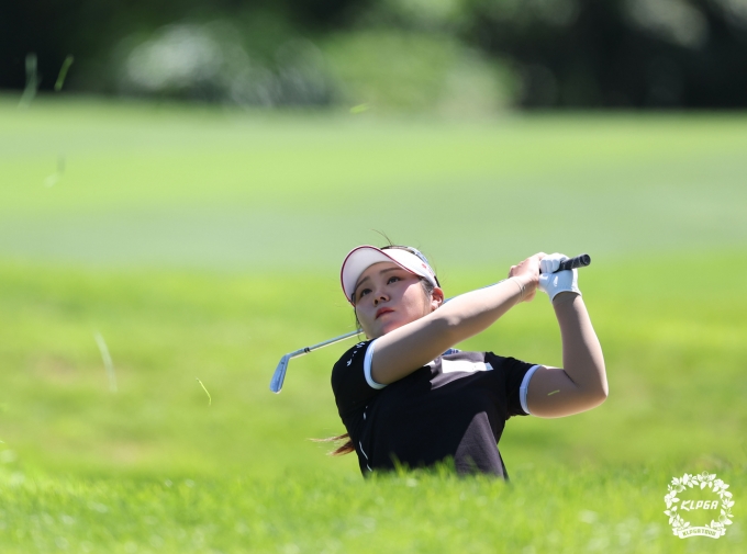 이소영, KLPGA 후반기 첫 대회 첫날 선두…고진영 48위 '주춤'(종합) - 머니S