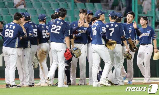 [사진] NC, SSG상대로 2대0 승리 - 머니S