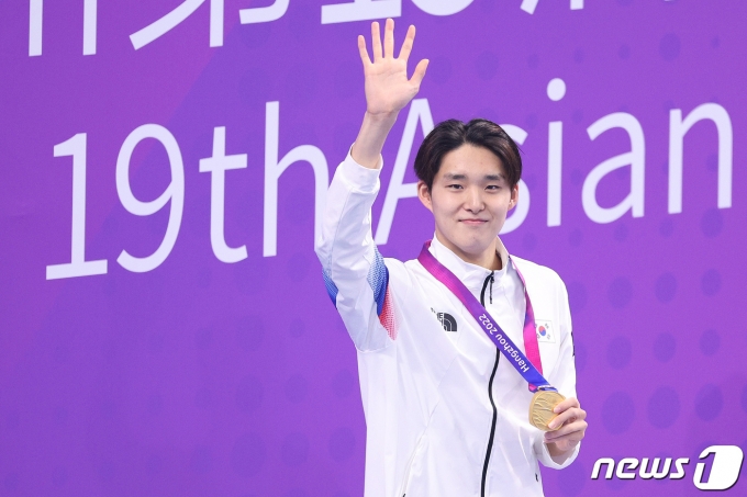 [속보] 김우민, 자유형 400m 金…한국 선수단 첫 3관왕 탄생[항저우AG] - 머니S