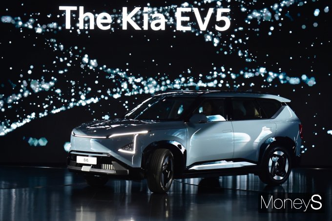 [머니S포토] 더 기아 EV5 'E-GMP' 적용 최초 전륜 기반 전용 EV - 머니S