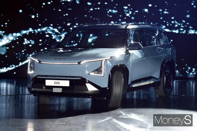 [머니S포토] 더 기아 EV5 'E-GMP' 적용 최초 전륜 기반 전용 EV - 머니S