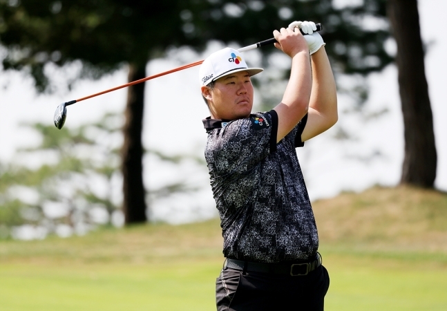 'AG 金' 임성재, KPGA 코리안투어 제네시스 챔피언십 1R 공동 선두 - 머니S