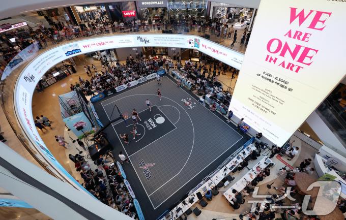 [사진] 스타필드에서 열린 '2024 우리은행 우리WON WKBL 3x3 트리플잼' - 머니S