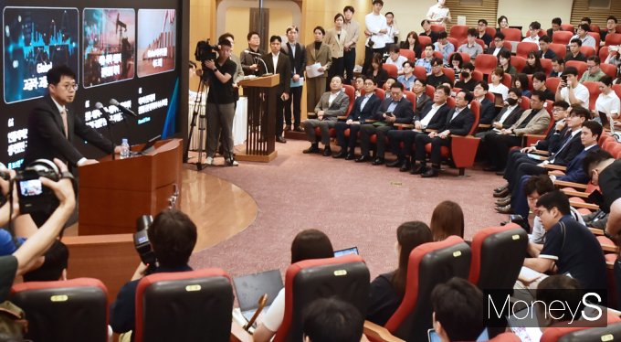 SK이노베이션-E&S 합병 장애물…"KKR과 협의 중" - 머니S